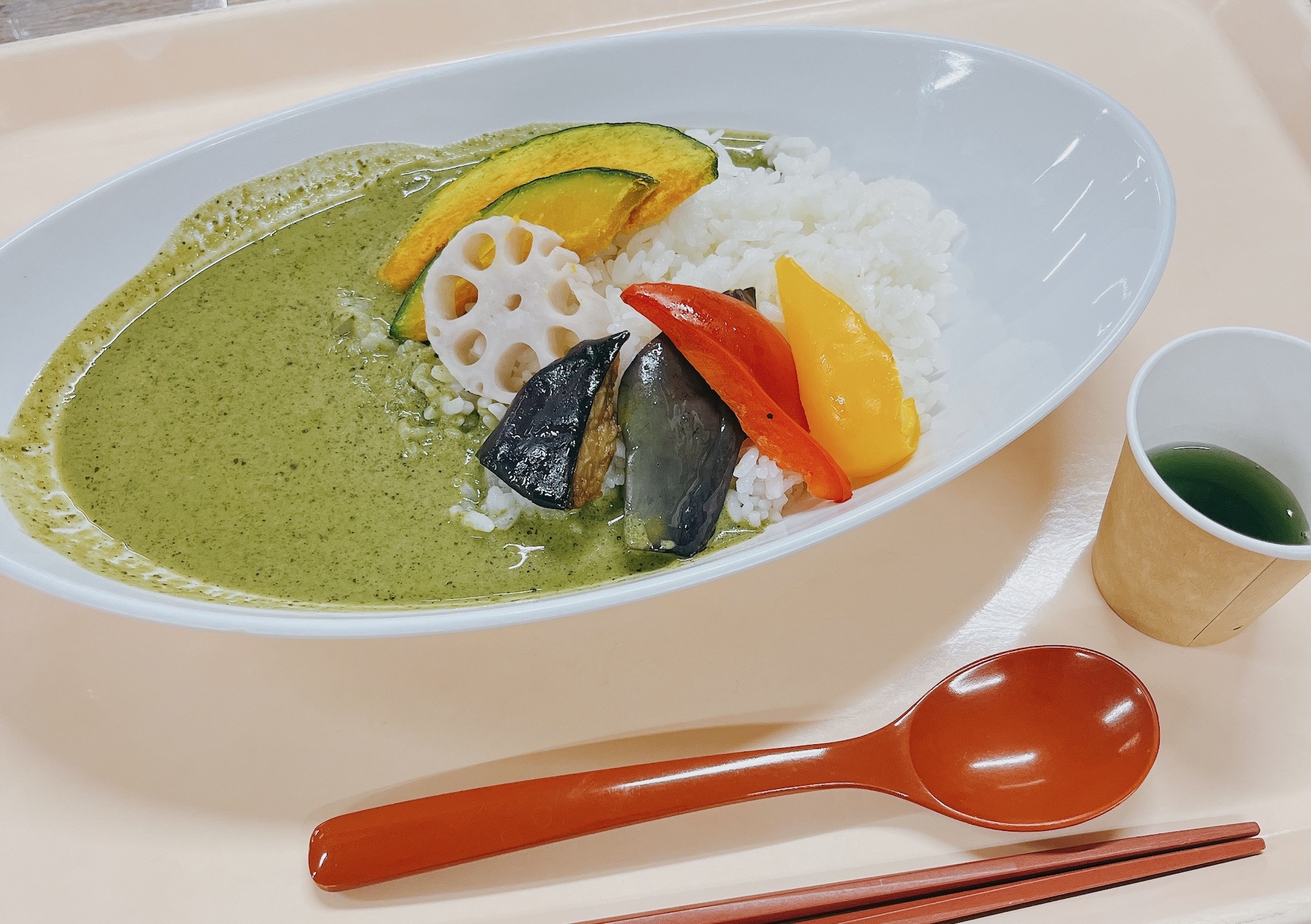 気象庁食堂（東京都港区）でのPEACE DAYコラボイベントにて『筑後産クロレラ入りグリーンカレー』が提供されました - クロレラ工業株式会社